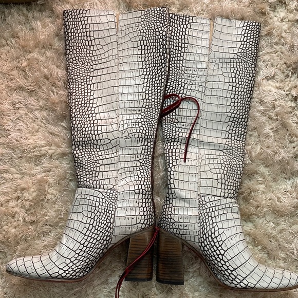 Freebird by Steven | Shoes | Freebird By Steven Knee Boot White Croco Print Sz 1 | Poshmark